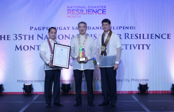 SM Prime Holdings, Inc. Receives Dangal Bantayog ng Katatagan Award | SM Supermalls