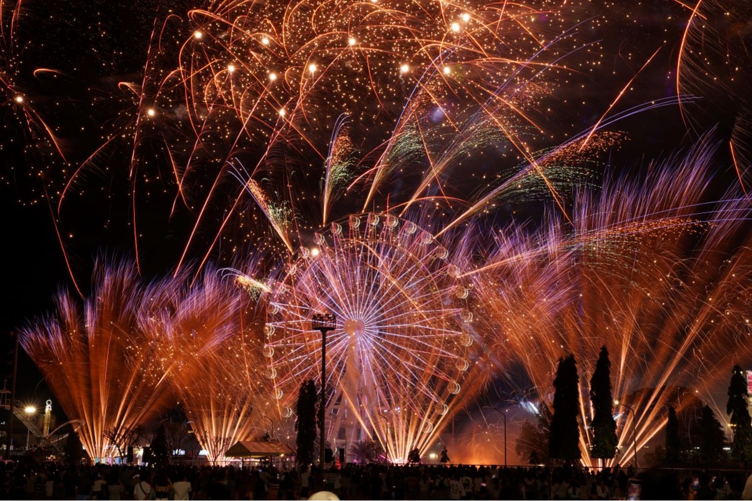 SM City Pampanga: Experience the Magic of the Biggest Lantern of Hope | SM Supermalls