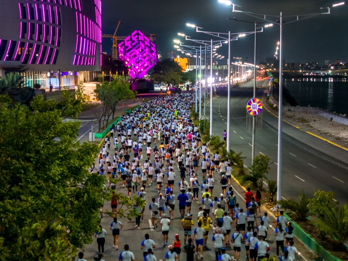 SM2SM RUN 12: OVER 13,000 RUNNERS STRONG! | SM Supermalls